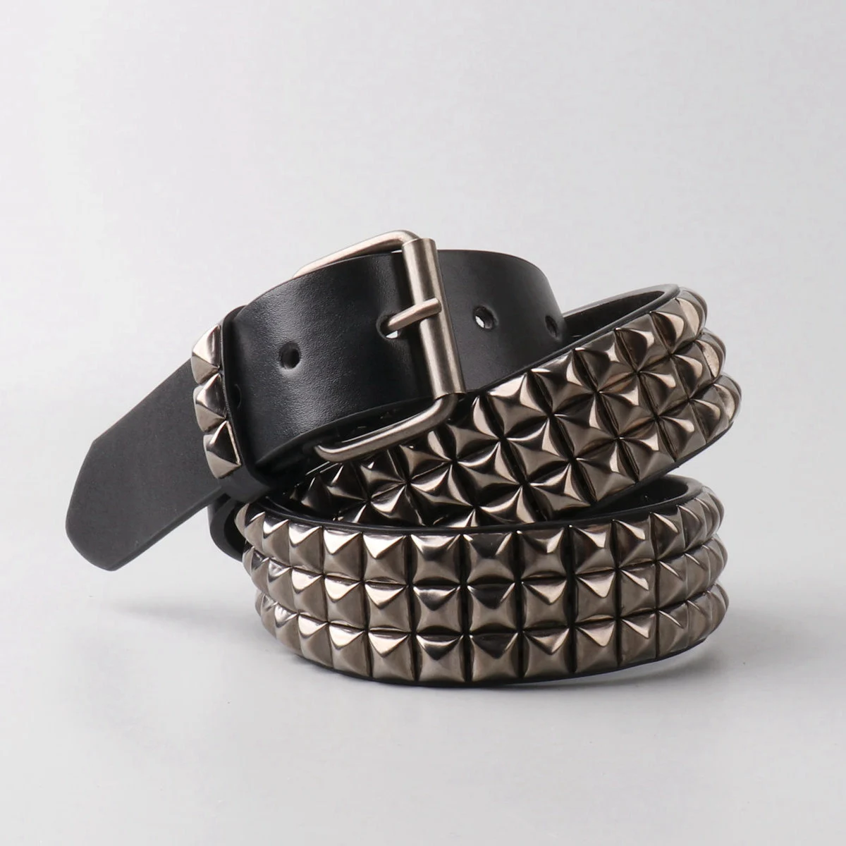 Fashion-men-s-metal-pin-buckle-PU-riveted-belt.jpg