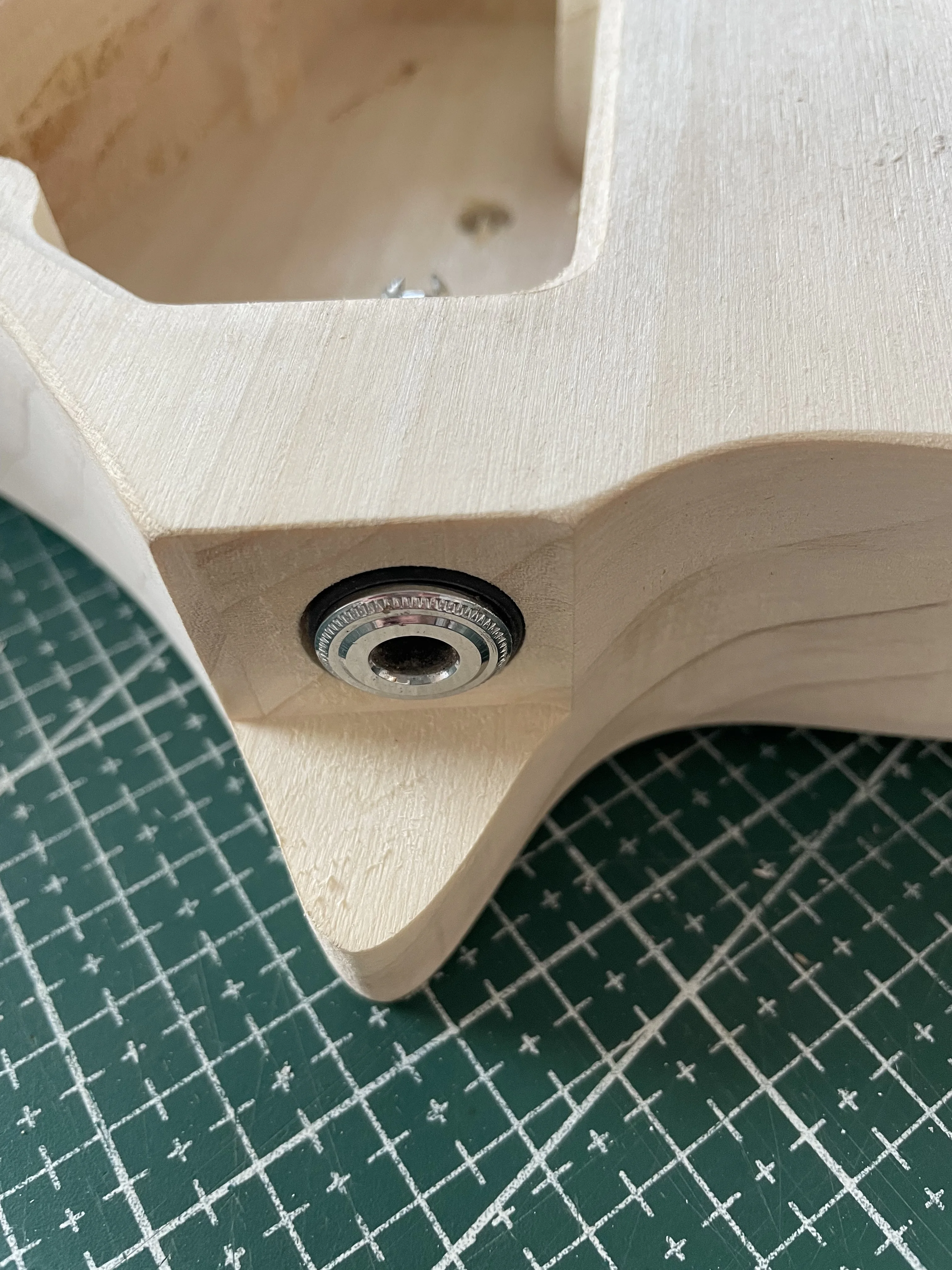 One-pcs-Guitar-or-Bass-Barrel-Input-Jack-DIY-Replacement-Chrome ...