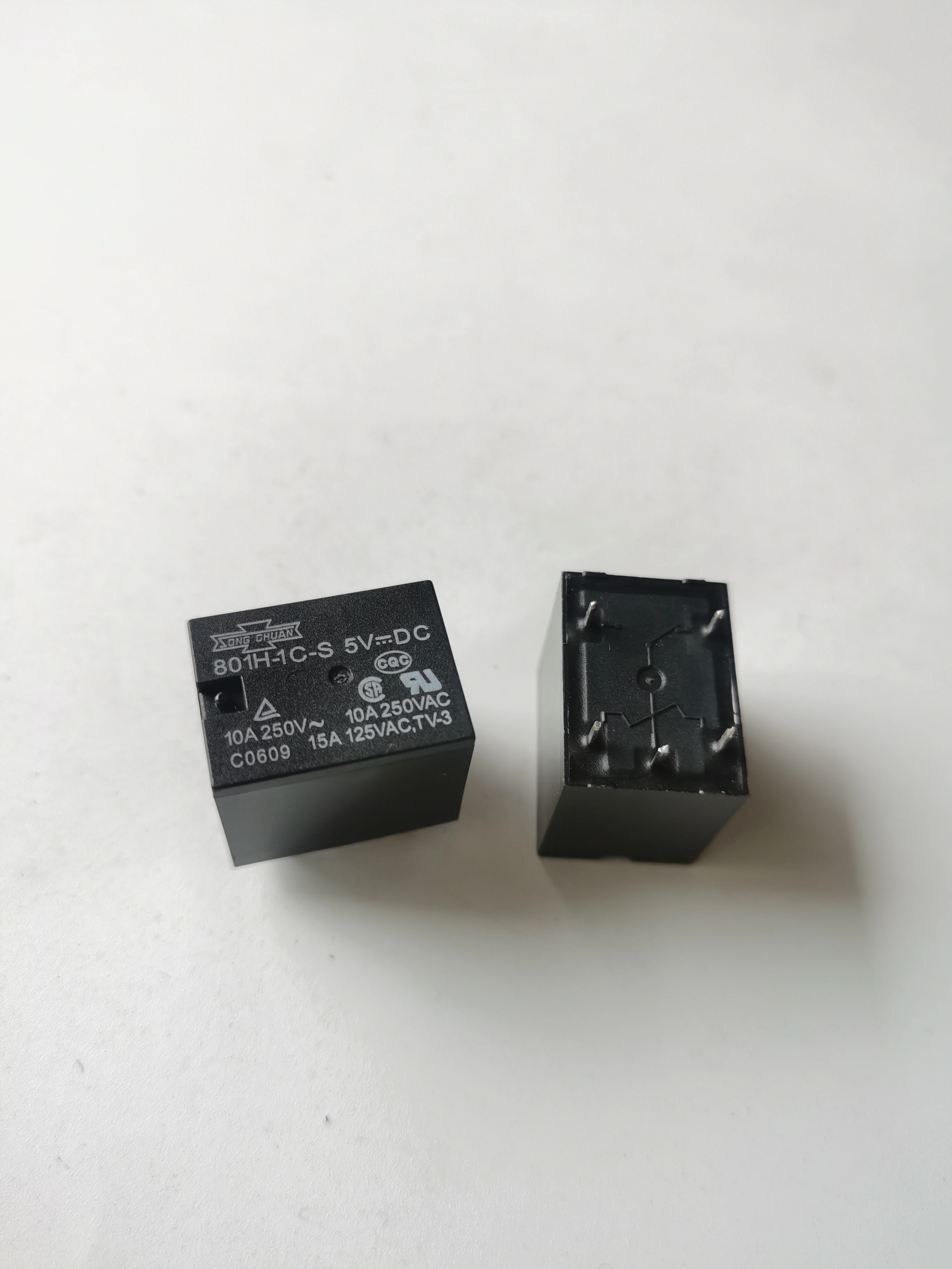 Relay 801H-1C-S 5VDC 10A 5 Pin