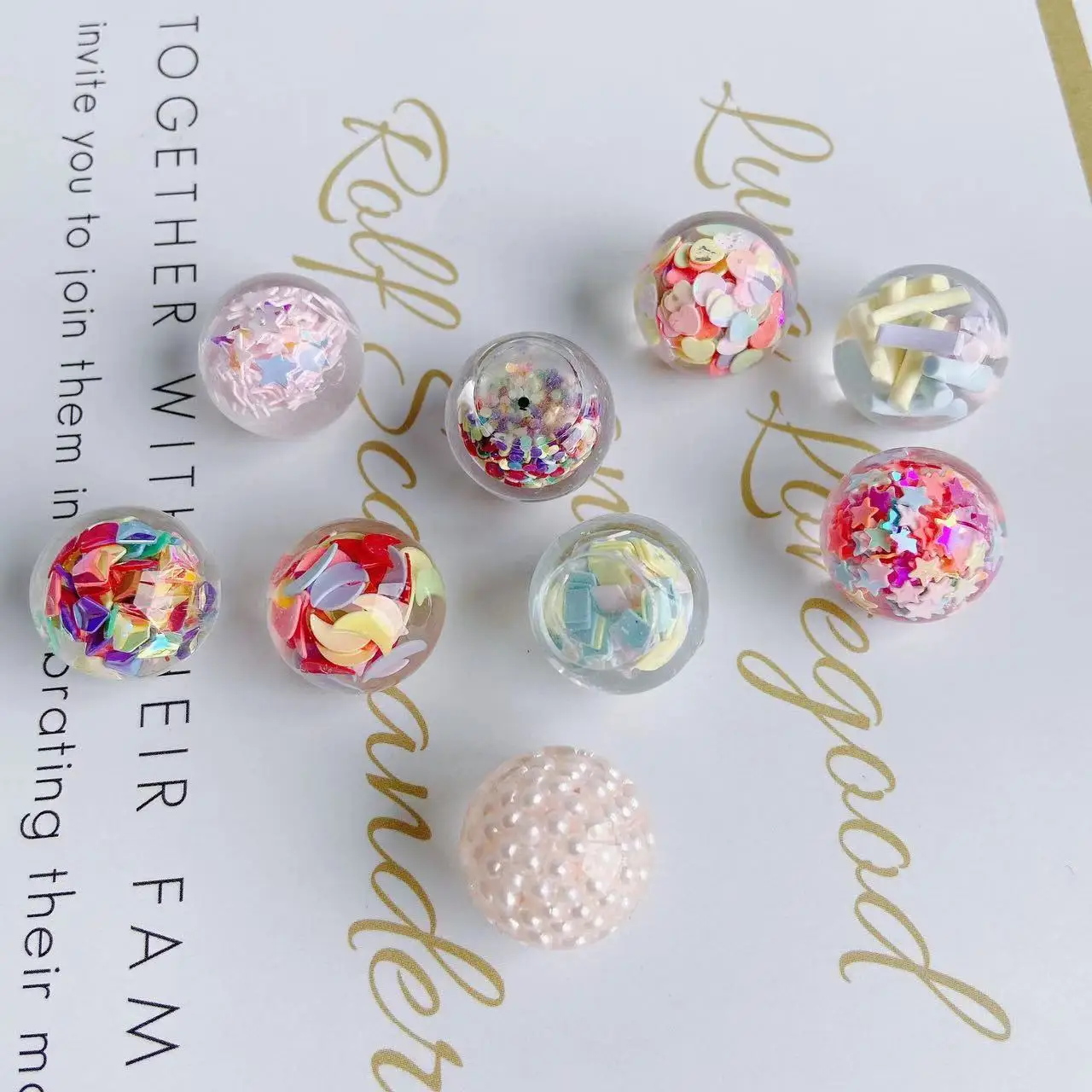 5pcs Sequin Quicksand Ball Ball Half Cut Face Sugar Beads Refrigerator ...