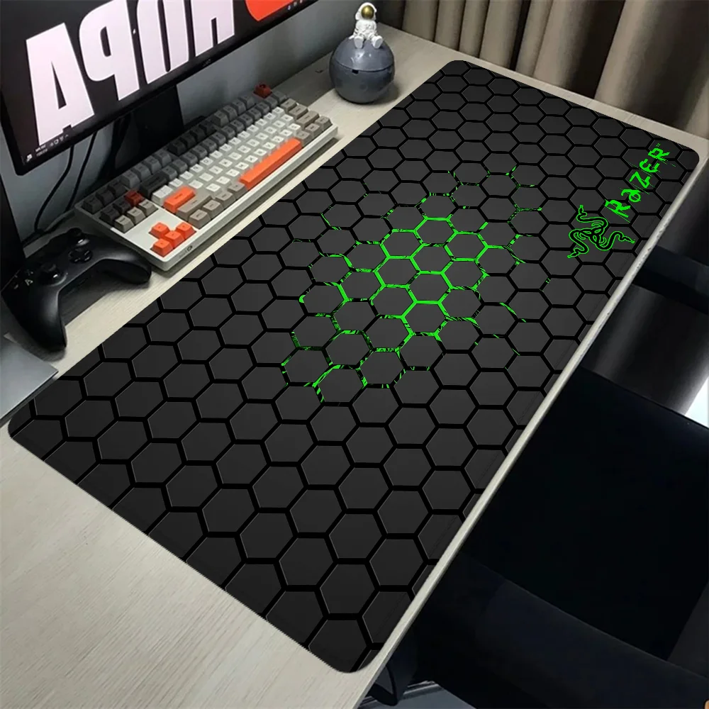 Computer-Table-Razers-Pc-Gamer-Gaming-Mouse-Pad-Anime-Desk-Accessories ...