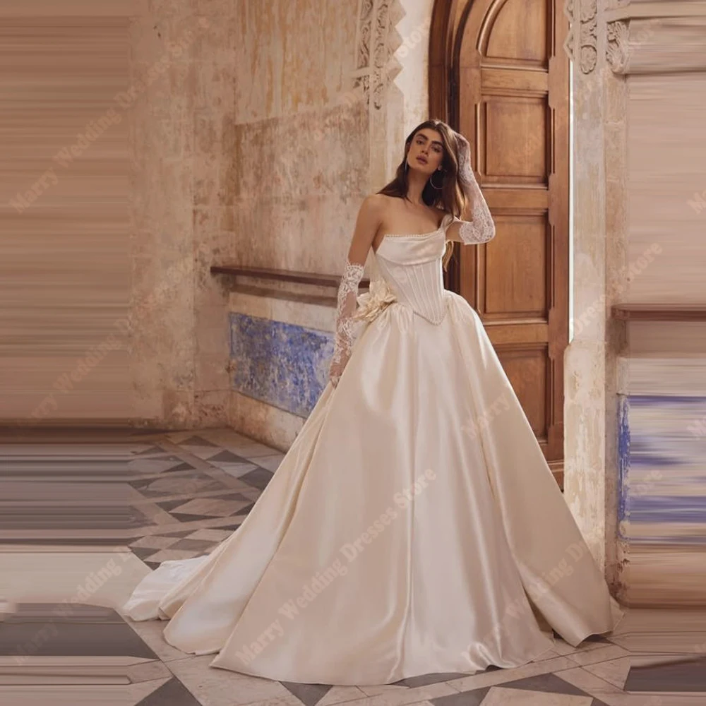 Classical Women A-Line Wedding Dresses Sweetheart Collar Bride Gowns ...