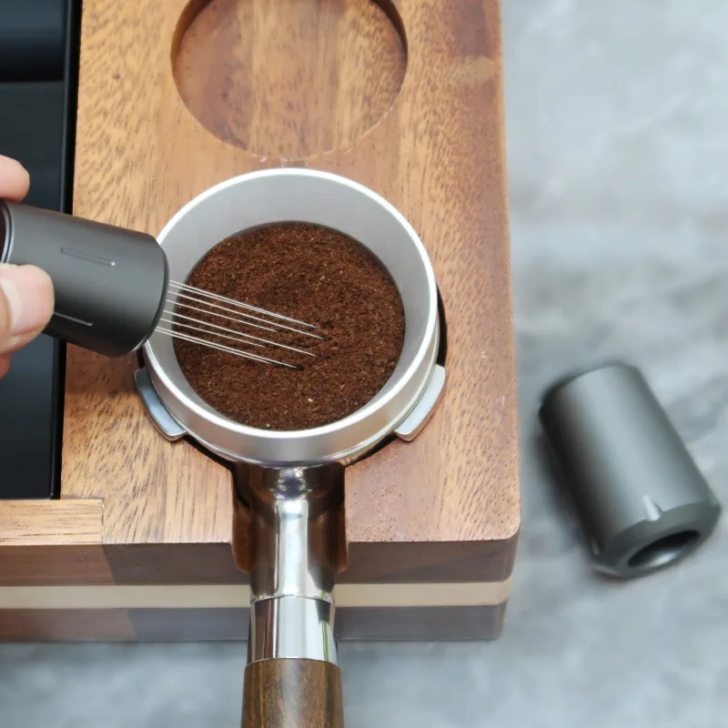 Handheld Powder Dispenser