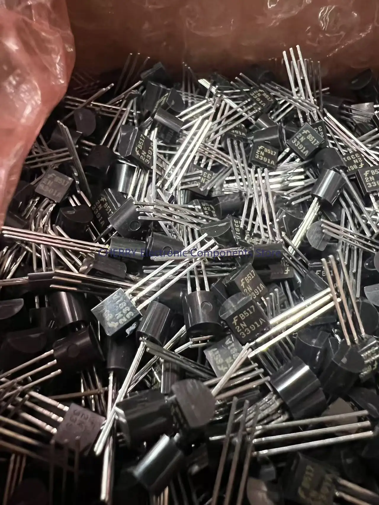 100piece 2N3391A 2N5308 2N6076 2N3820 TO-92 new original Electronics ...