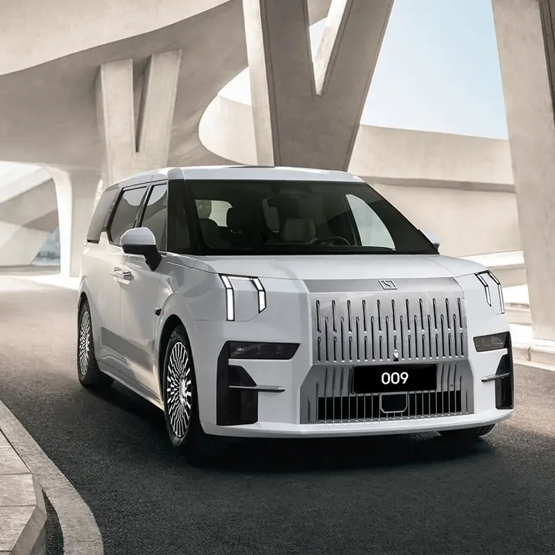 ZEEKR-009-001-X-2023-High-Quality-Chinese-new-energy-vehicles-Medium-large-MPV-5-door.jpg
