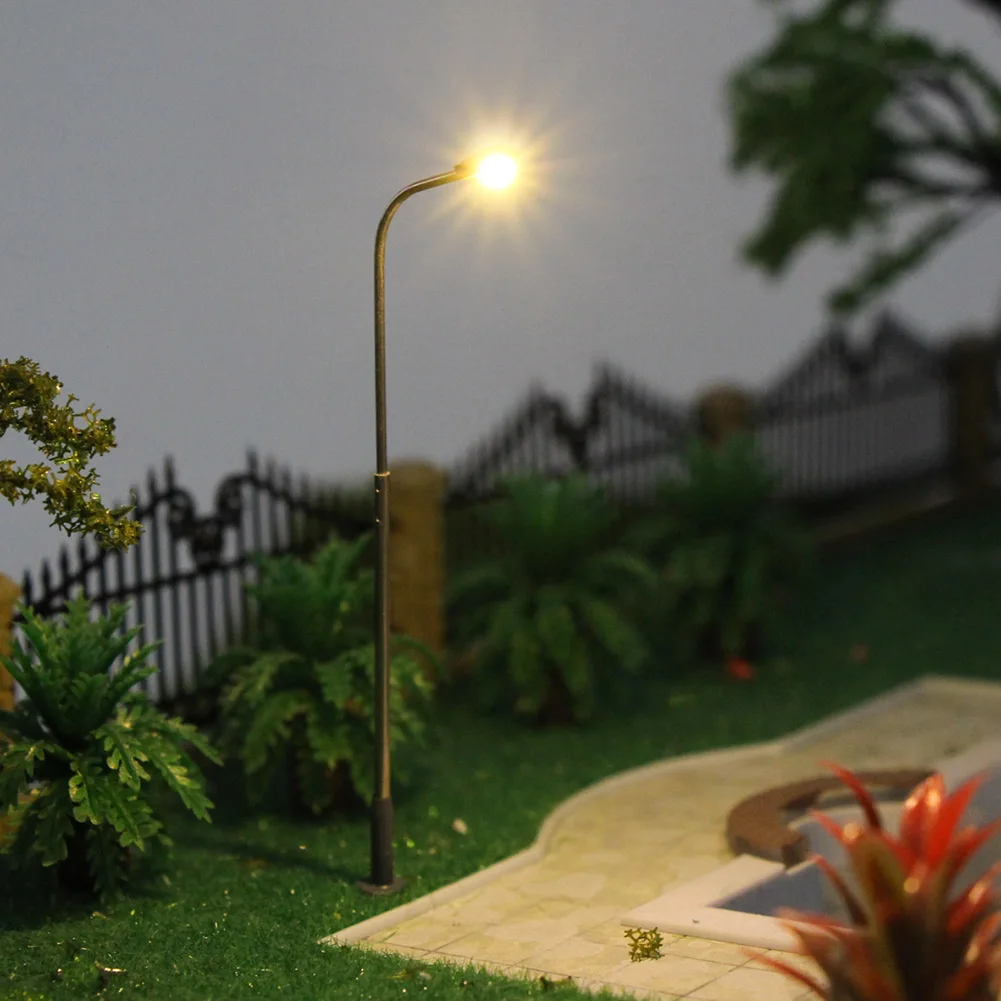 LED Lamp Posts 10pcs N Scale Model Railway Street Lights - Bright White ...
