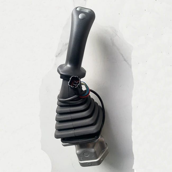 R480LC-9S Remote Control Joystick 31Q8-20030 Pilot Handle Valve 31Q8-20040