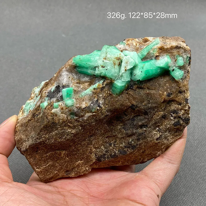 100% Natural green emerald mineral gem-grade crystal specimens stones ...