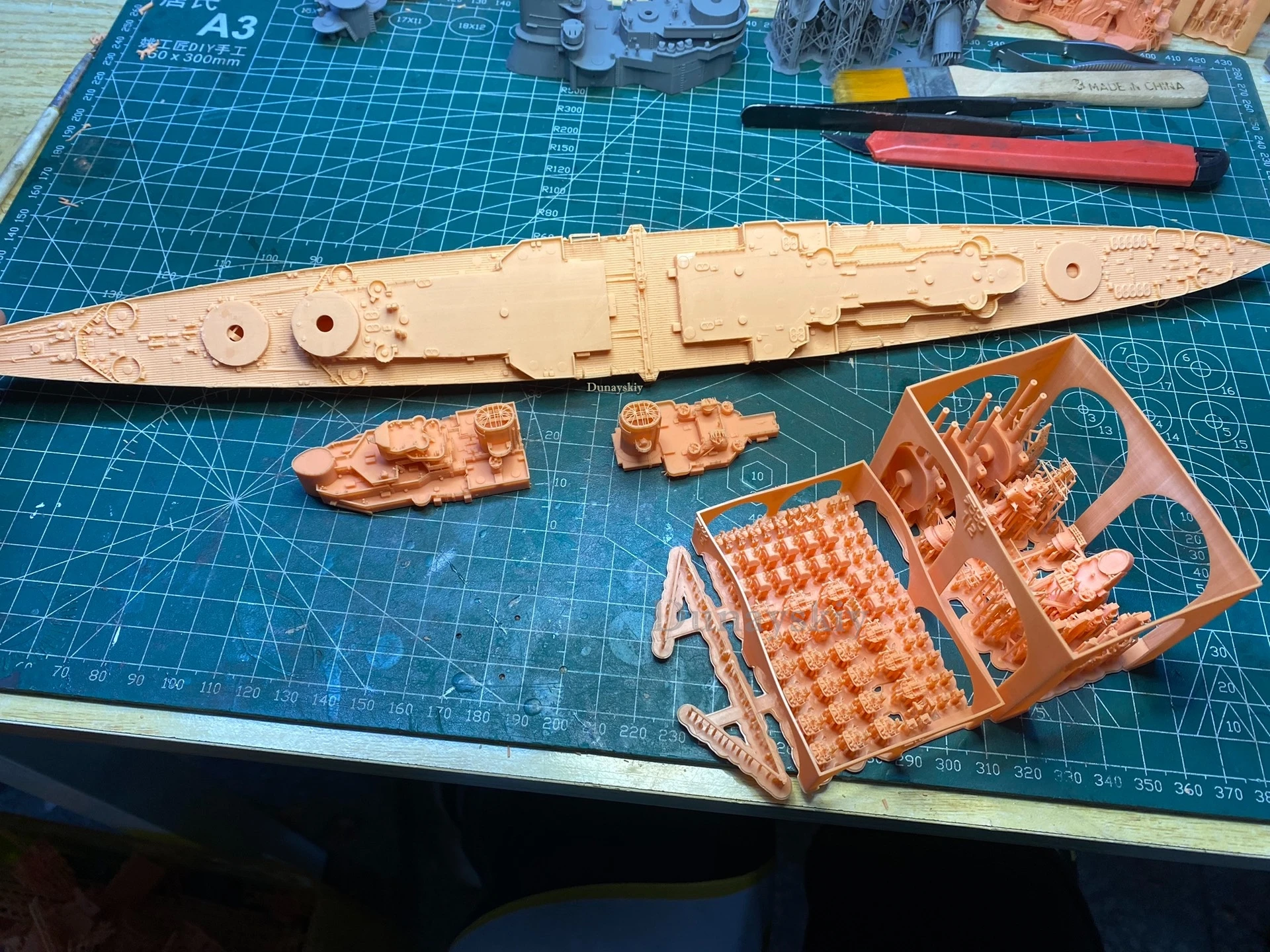 1-700-Battleship-Dreadnaught-Class-Heavy-Cruiser-3D-Printed-Resin ...