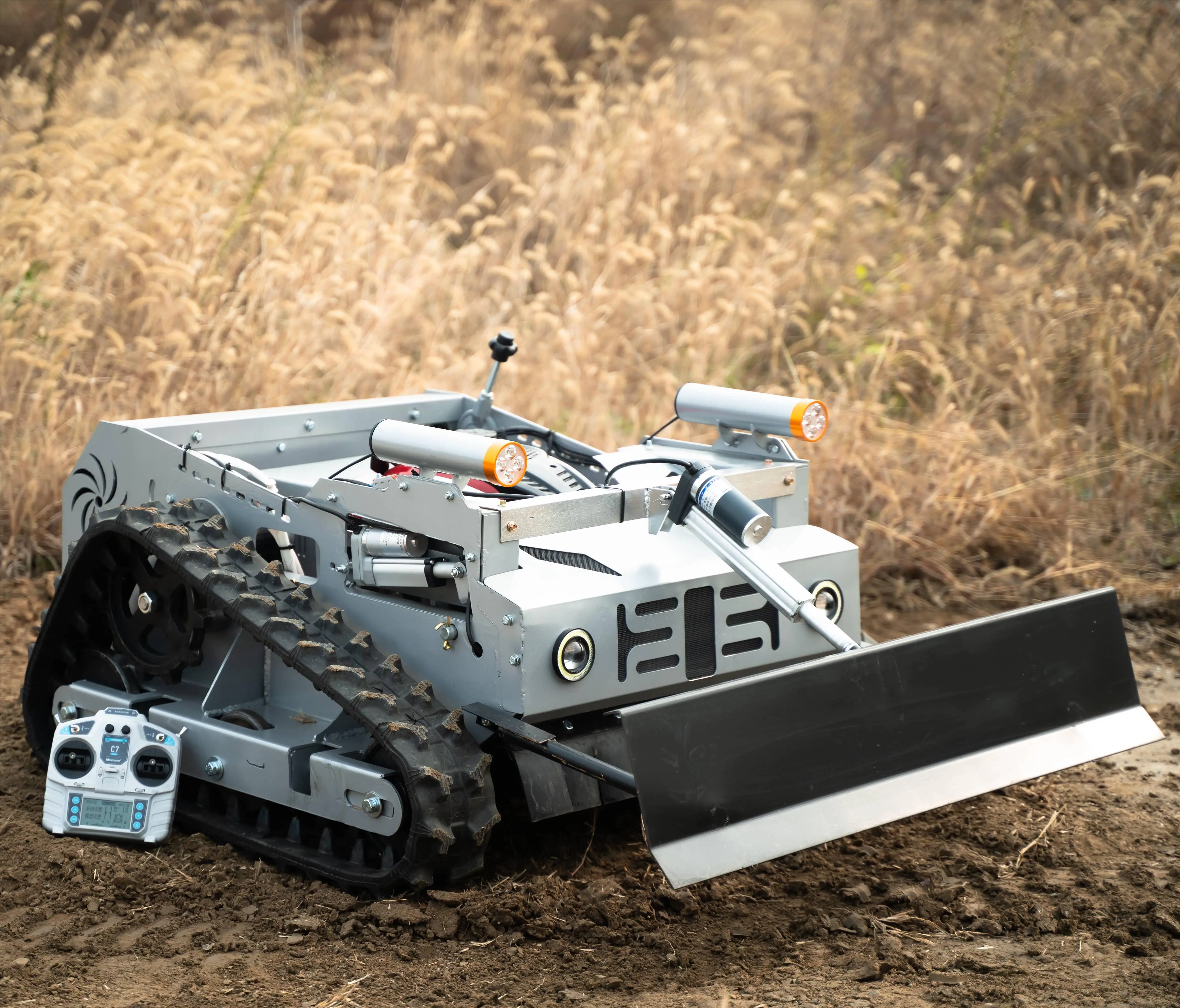 Manufacture-High-Efficient-Remote-Control-Lawn-Mower-Robot-For-Homeland ...