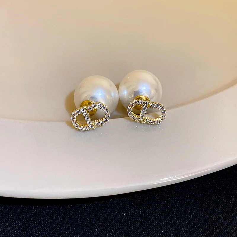 Uilz-elegante-y-de-alta-gama-con-textura-ligera-y-lujosa-pendientes-de ...