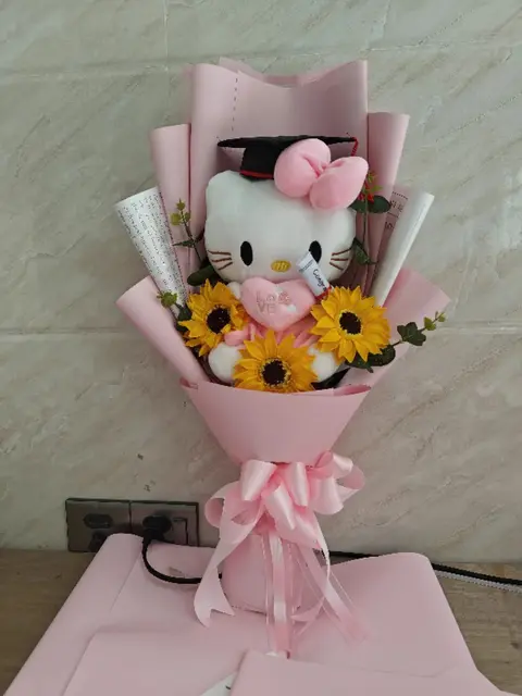 Ramo De Flores De Hello Kitty