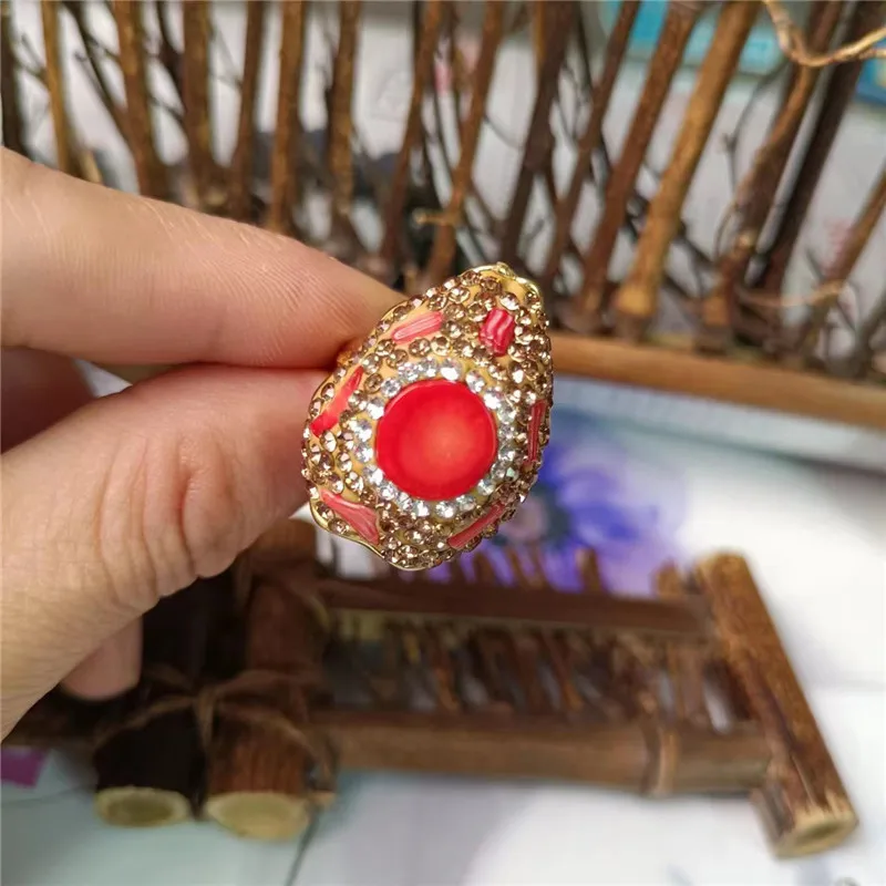 European-and-American-Fashion-Coral-Women-s-Ring-Personalized-Elegant ...