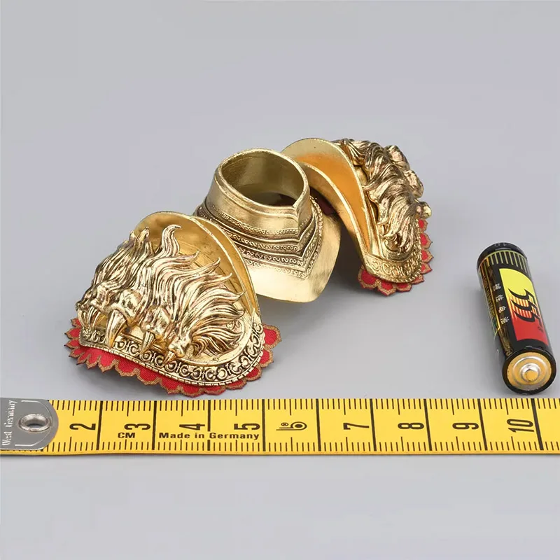 1-6-Scale-Medieval-Female-Soldier-Knight-Shoulder-Armor-Alloy-Model-12 ...