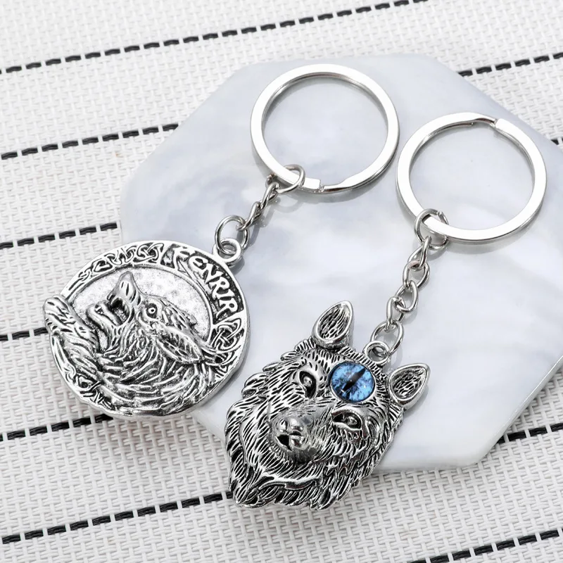 European-and-American-Round-Viking-Retro-Blue-Eyed-Wolf-Head-Keychain ...