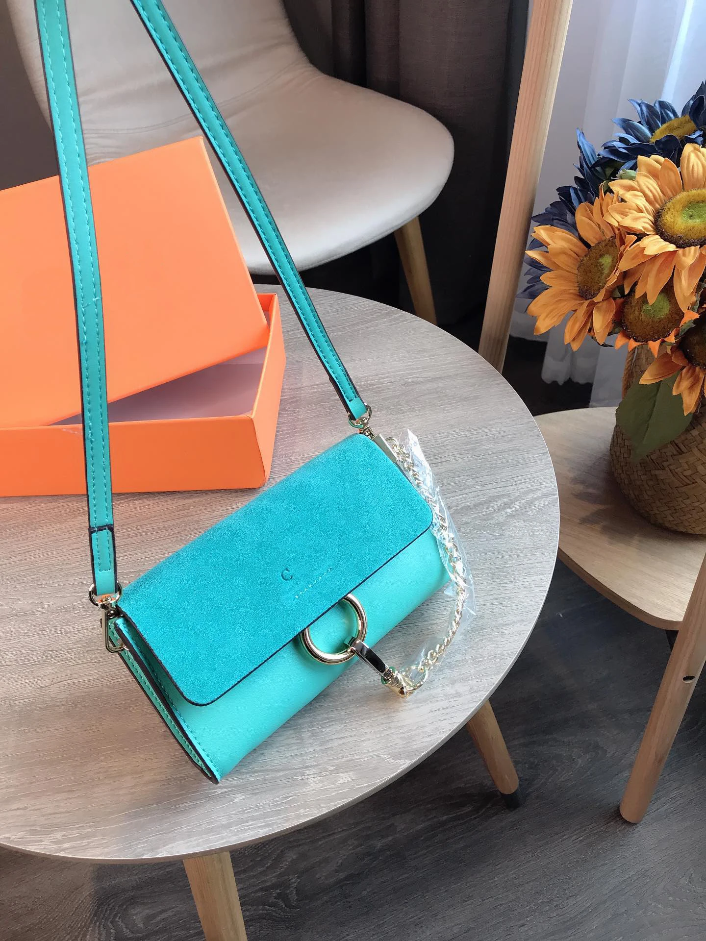 Fashionable-genuine-leather-luxury-handbag-for-women-s-high-end-feeling ...