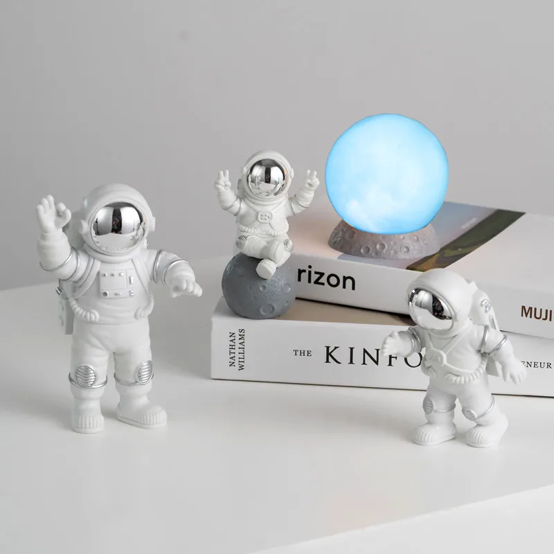Large-Resin-astronaut-decoration-office-desktop-gadget-creative ...