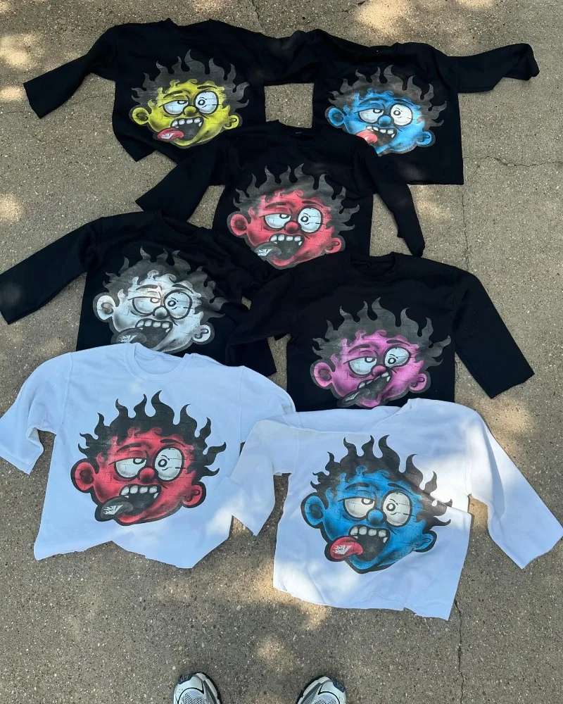 American-Gothic-quirky-cartoon-smiley-face-print-pattern-oversized-T ...