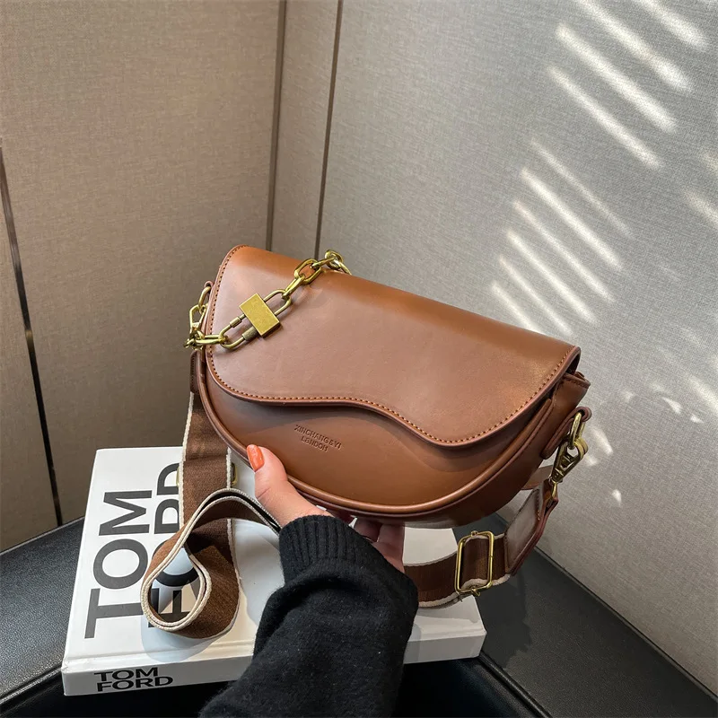 Saddle Bag Buckles