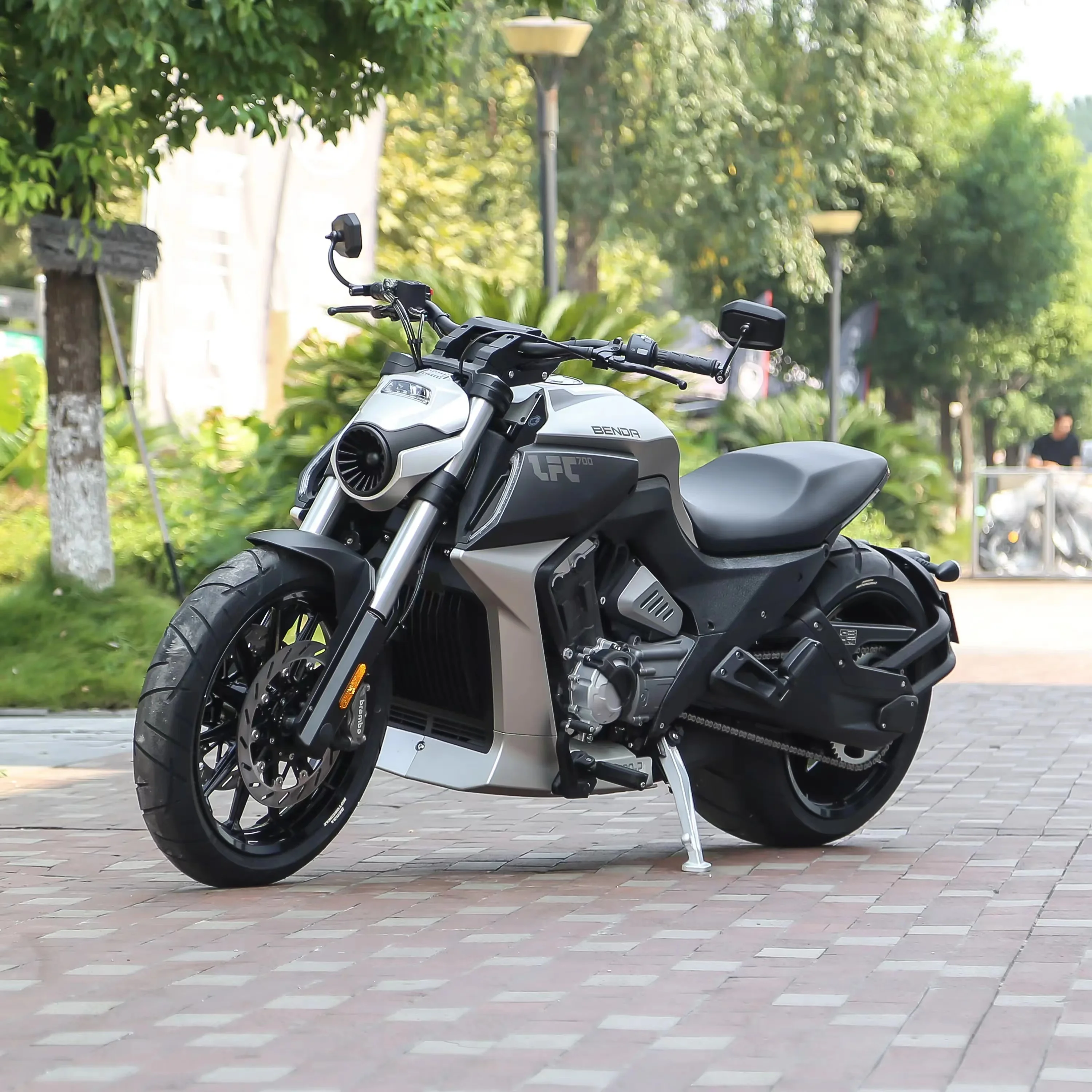 2021-93-8Ps-69kW-11000rpm-L-type-Four-cylinder-four-stroke-700cc-Retro ...
