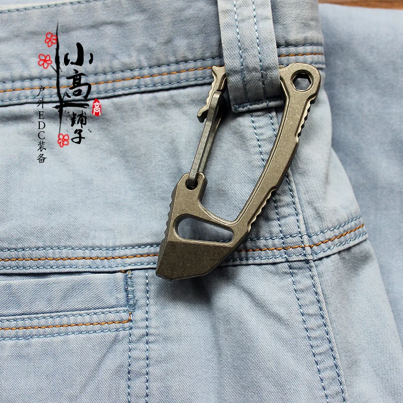 New Titanium Luxury Key Chain Men Women Car Keychains Ultra Lightweight ...