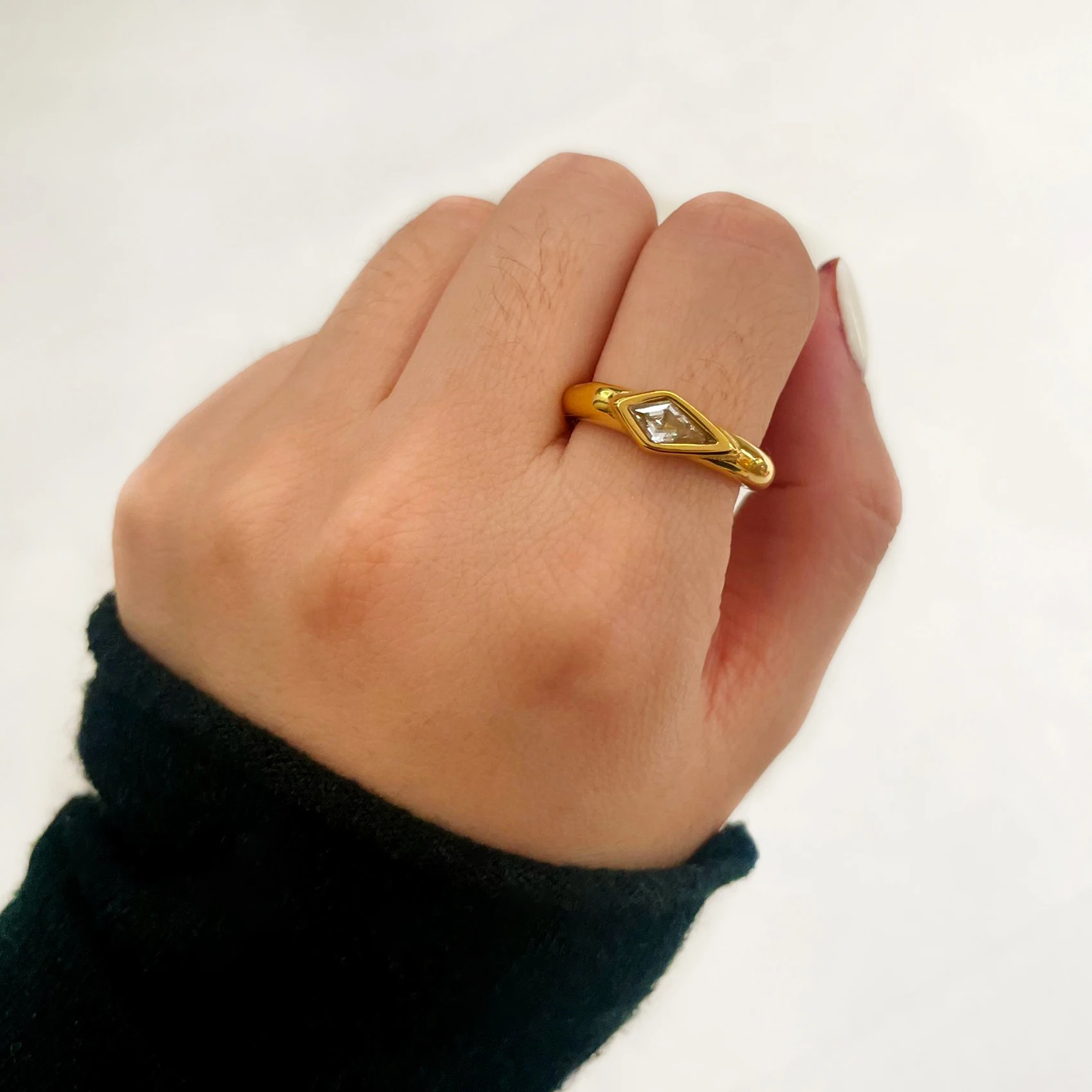 Peri-sbox-Smooth-Shiny-Prismatic-Rhinestone-Wedding-Ring-Simple ...