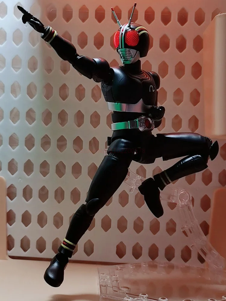 Bandai Original Kamen Rider Figure Minami Koh Taroh Mask Rise Black ...