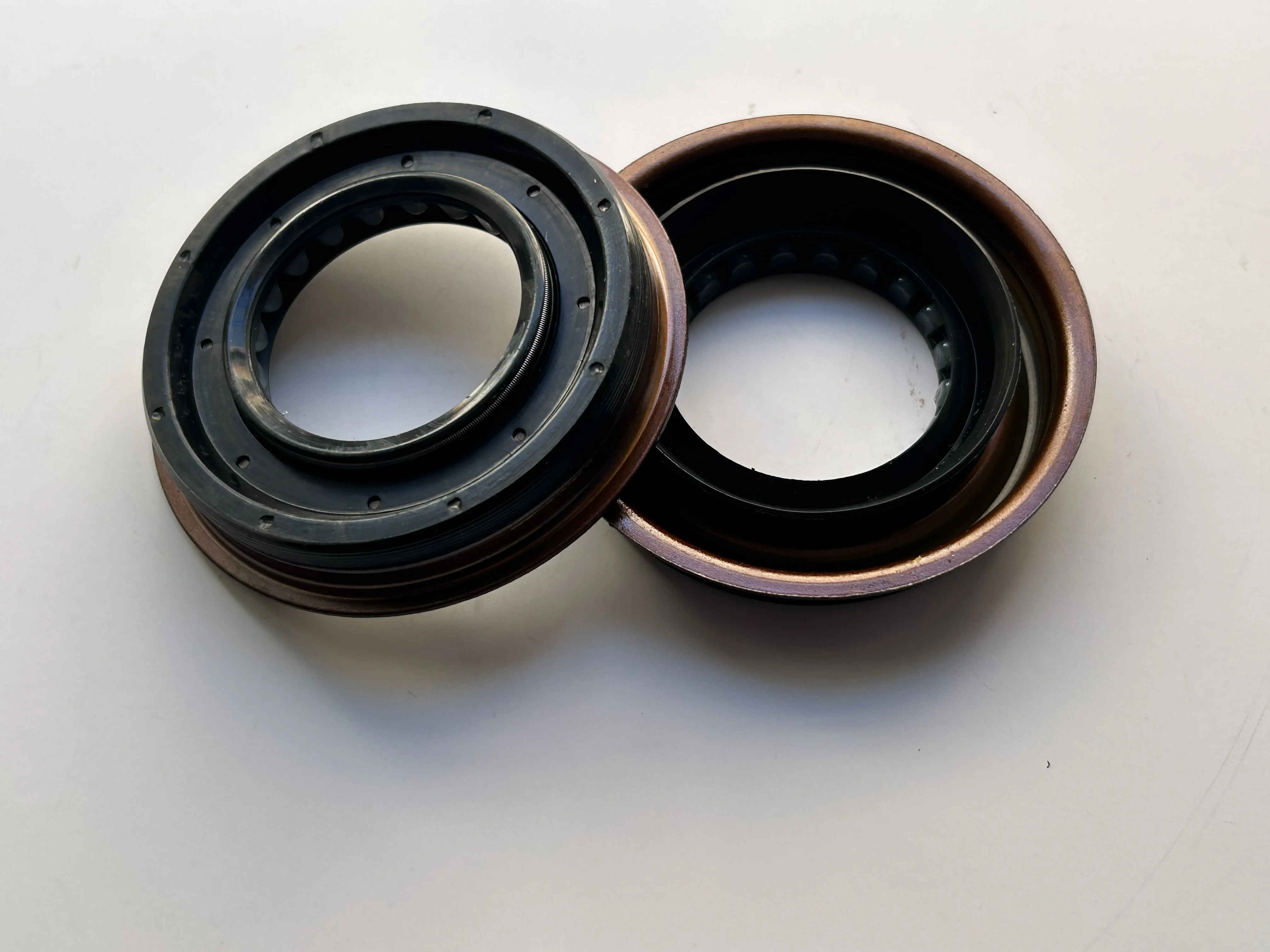 Sello-de-aceite-de-medio-eje-izquierdo-para-Chevrolet-Cruze-LaCrosse ...