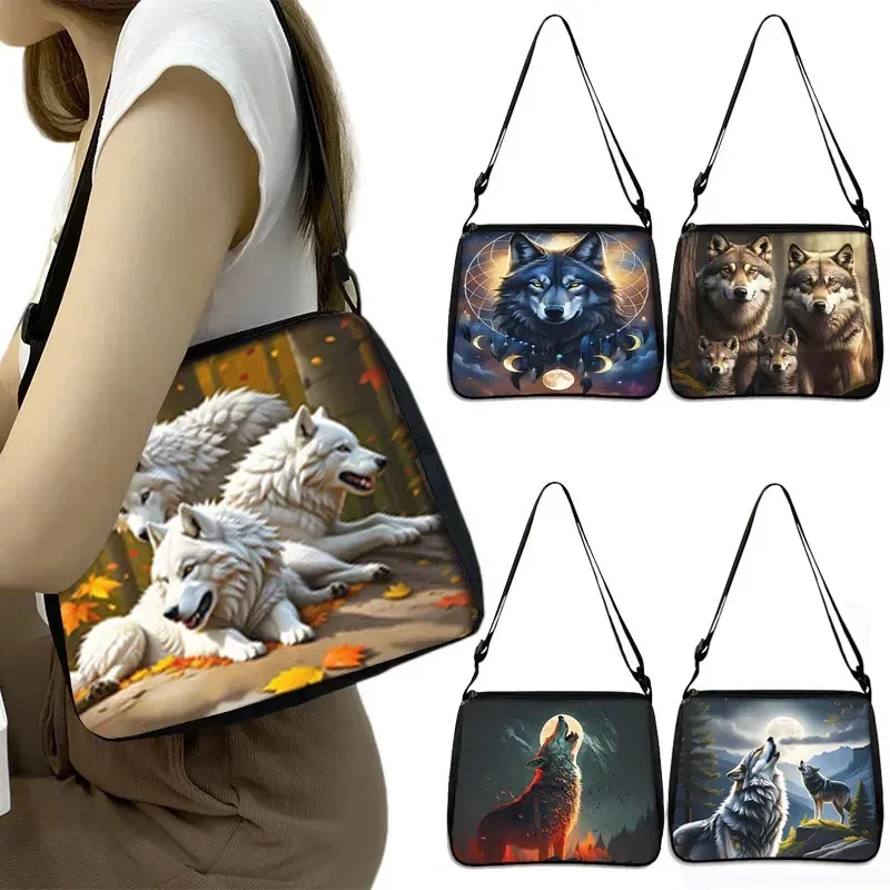 Howling-Wolf-Under-The-Moonlight-Handbags-Baby-Wolf-Messenger-Bag-Cool ...