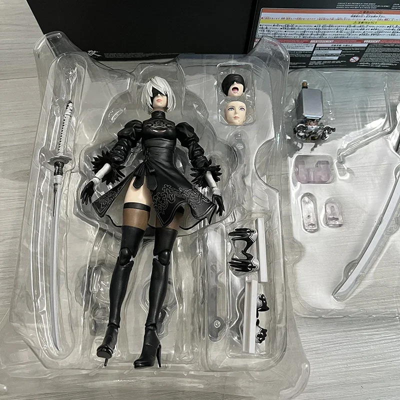 Play-Arts-Kai-NieR-Automata-2-Type-B-2B-Action-Figure-DX-Deluxe-Edition ...