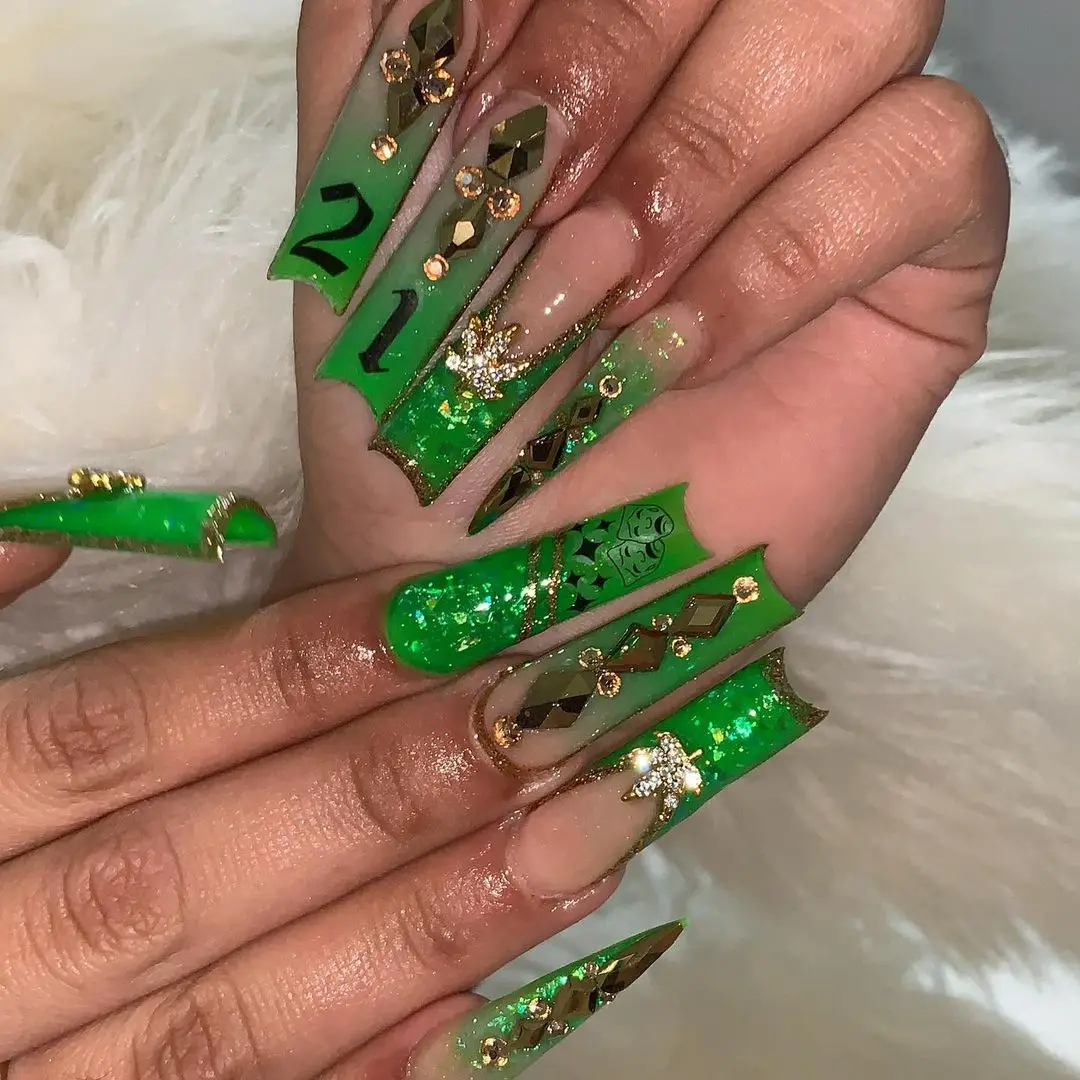 Weed Acrylic Nails