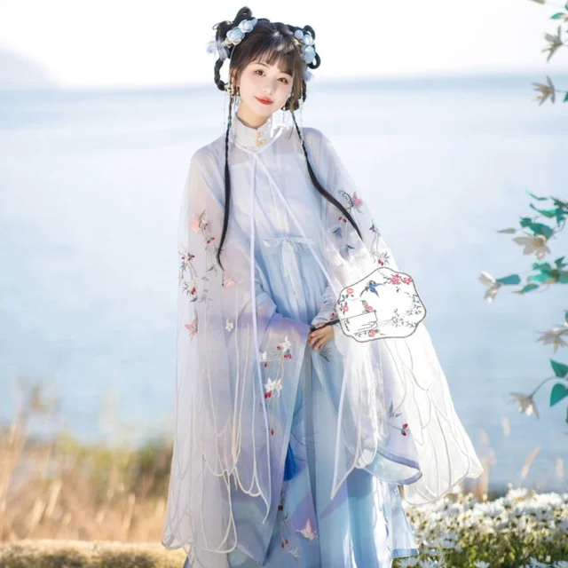 Noble Princess Hanfu Chinese Ancient Yunshouldered Ming Style Standing ...