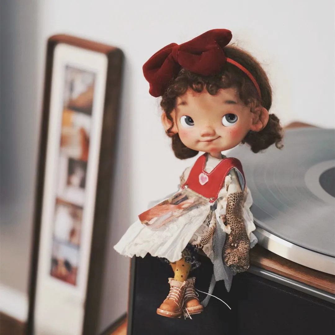 Amzing Expression 1/6 Big Head Pii with Original Girl Body Extra Free ...