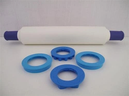 Tupperware Rolling Pin And Mat