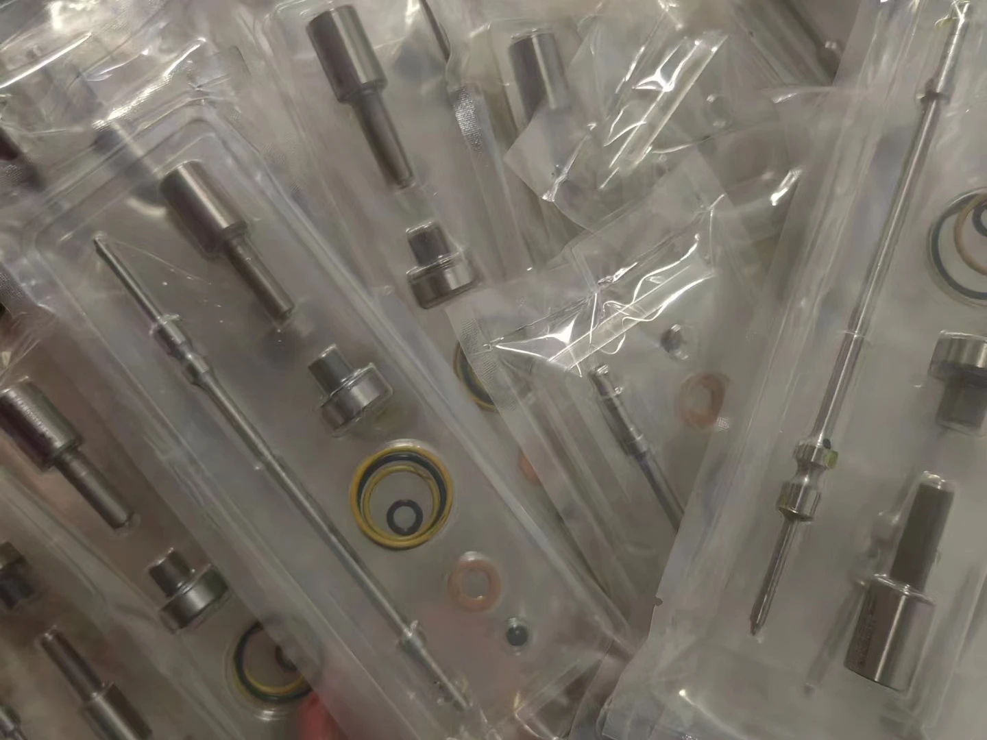 Suitable-for-5571980-injector-repair-kit-high-quality-testing-good ...