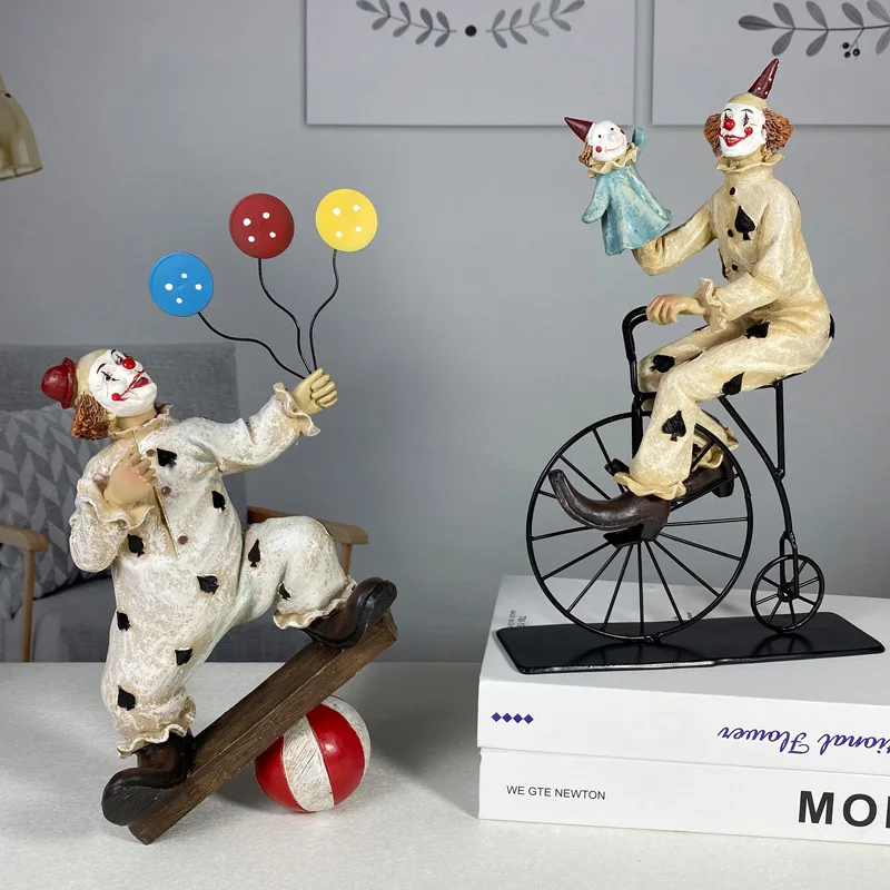 Resin-Joker-Statue-Circus-Acrobatic-Magic-Poker-Clown-Droll-Figurines ...