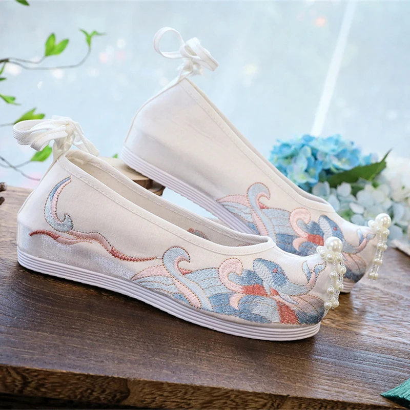Chinese-Traditional-Hanfu-Shoes-Women-Hidden-Heels-Ancient-Oriental ...