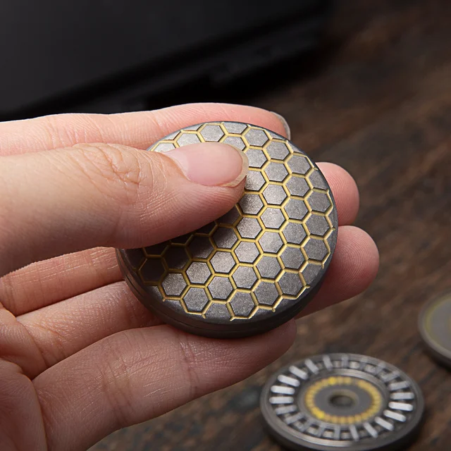 Metal Fingertips