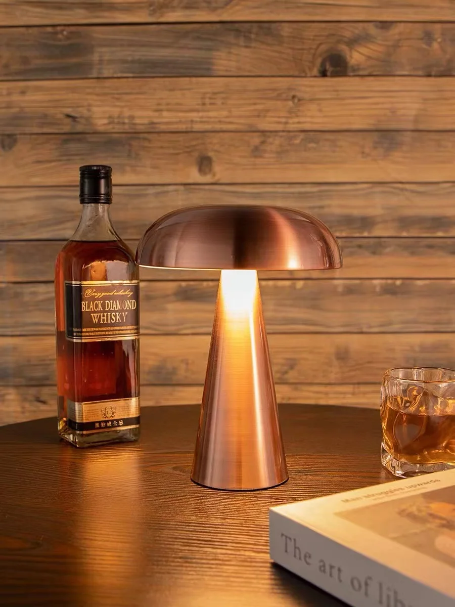 Mushroom lamp study bedroom - I AM SLIPPERS