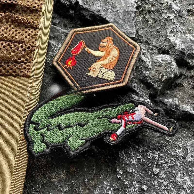 Biting-Crocodile-Embroidered-Hook-Loop-Patches-for-Clothing-Morale-Badge-Fastener-Savage ...