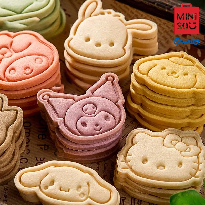 MINISO-Sanrio-HelloKitty-Cookie-Cutter-Kawaii-Christmas-Cookie-Cutters ...