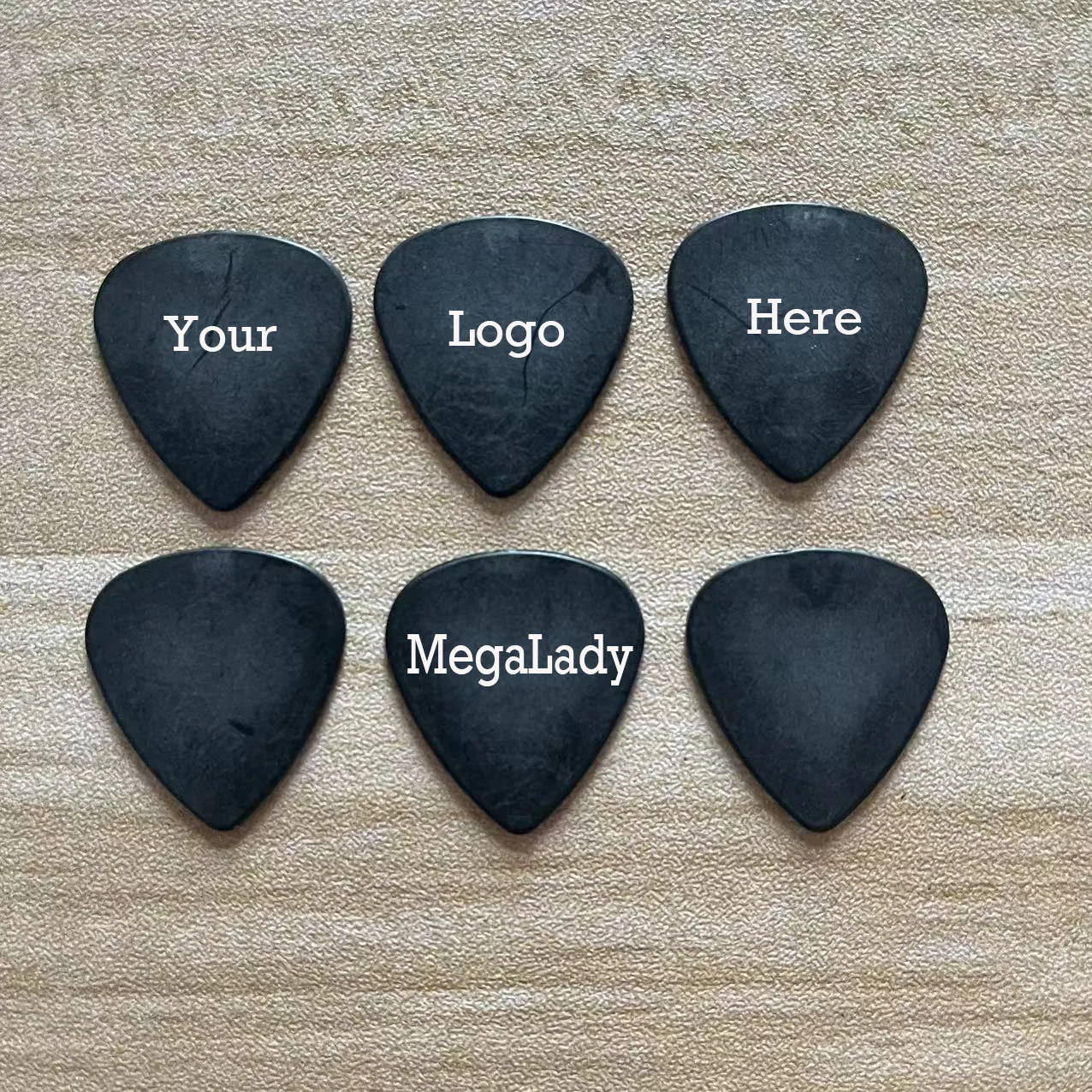 100pcs-Top-Quality-Customize-Logo-Guitar-Pick.jpg