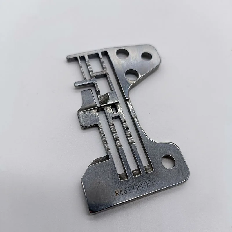 Q-X-YUN-piezas-de-m-quina-de-coser-R4612-J6F-DOO-de-placa-de-aguja.jpg