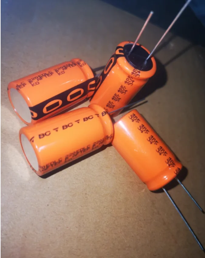 10PCS/LOT VISHAY-BC 2.7V 40F 18X30MM Super Farad Capacitor 40F ...