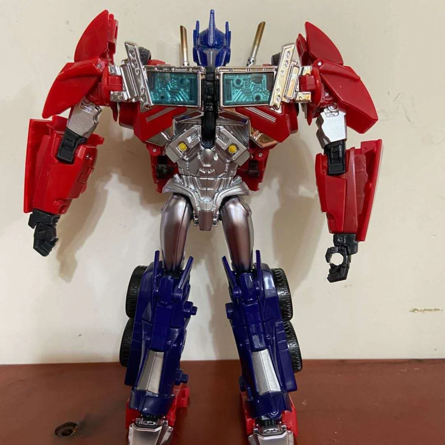 Juguete Transformers apc toys Apache Prime TFP, Transformers, columna ...