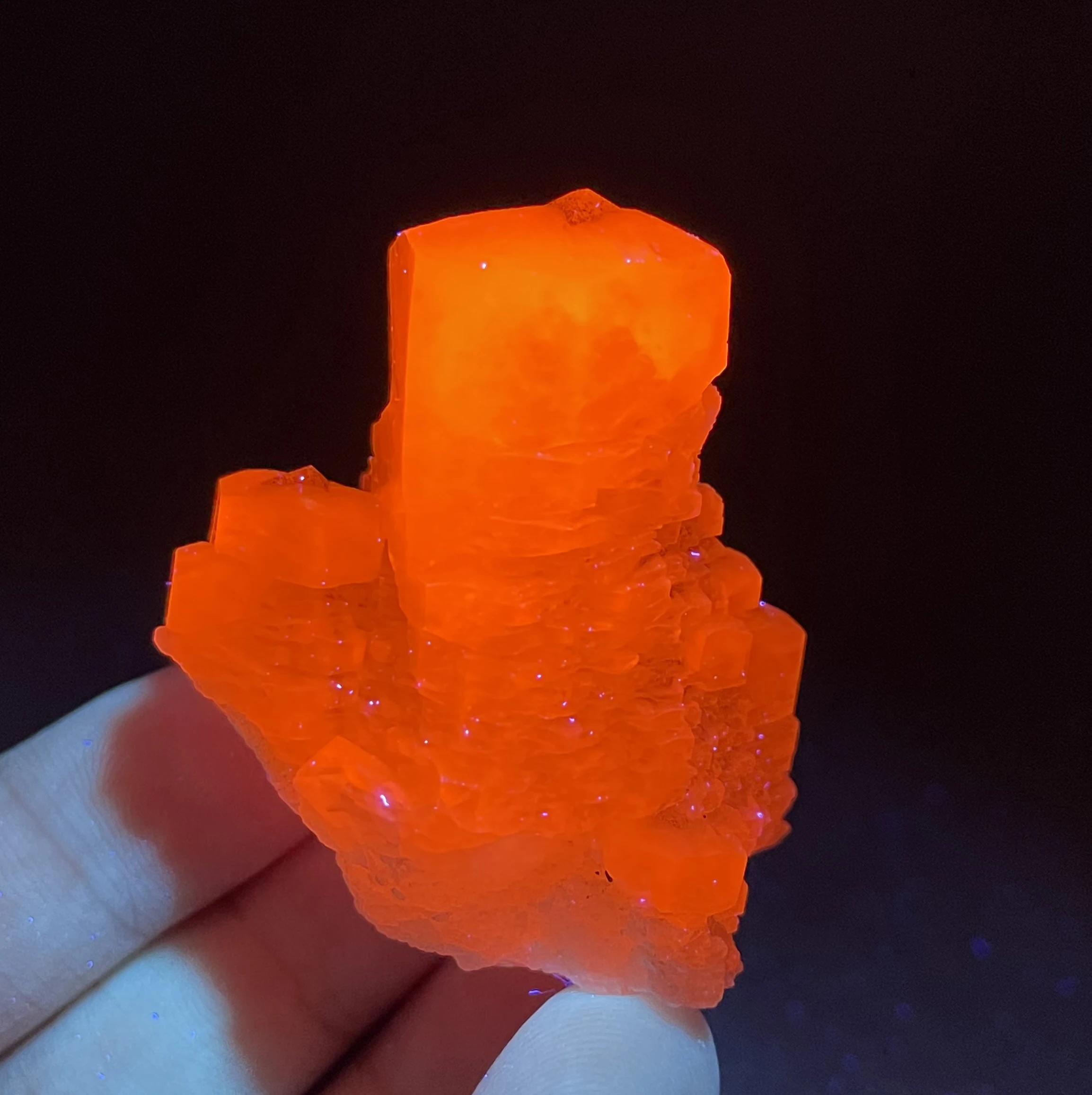 BEST-100-natural-Fluorescent-Hexahedral-column-calcite-mineral-specimen ...