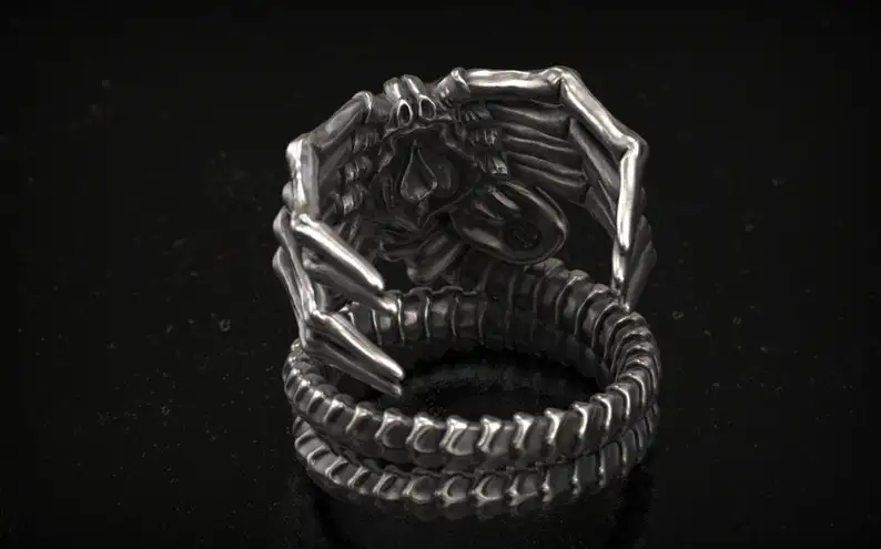 Giger Ring