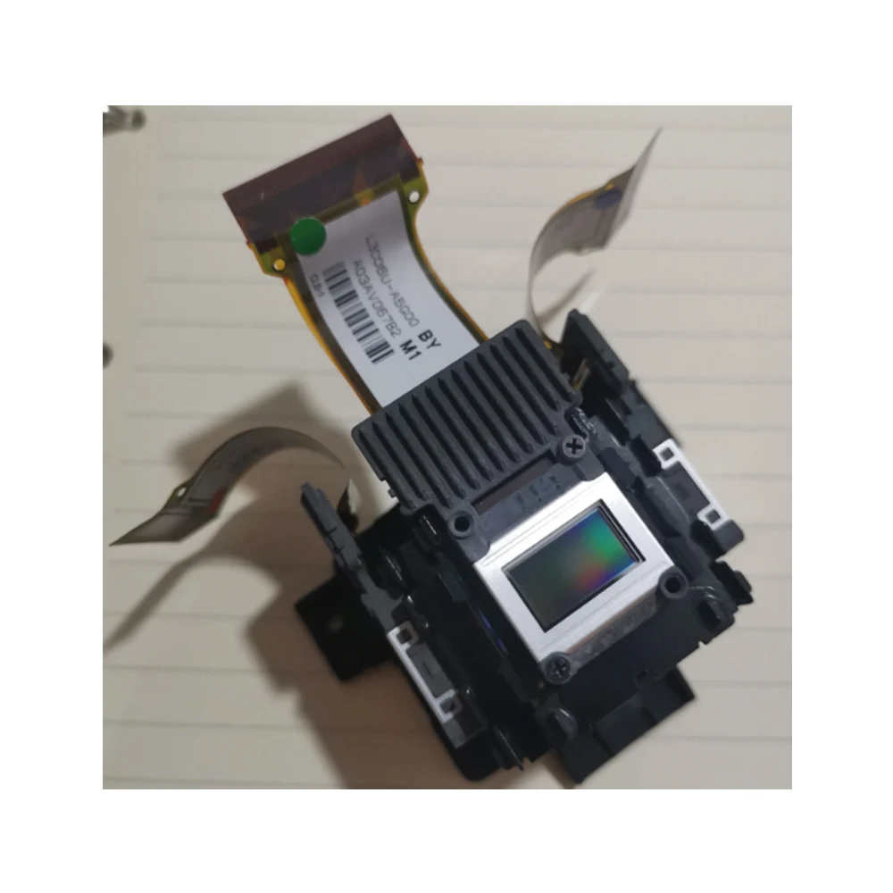 L3DO7U-85G30-Projector-LCD-Prism-For-Whole-Block-LCD-Panel-Set-EH ...