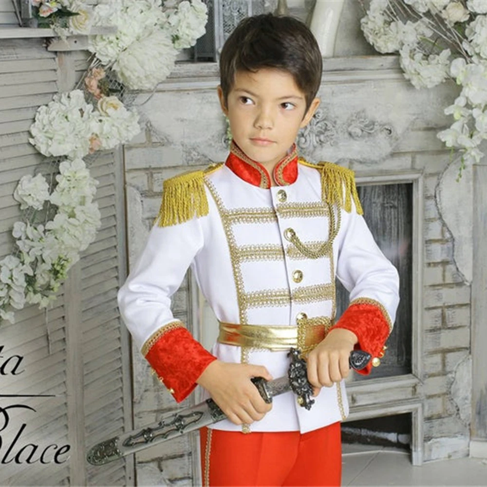 Prince Naveen Cosplay