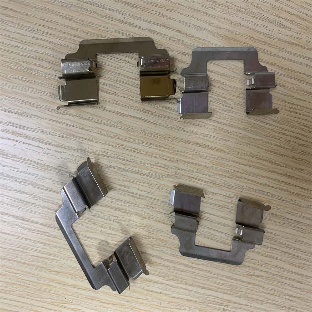 1SET-4PCS-FRONT-OR-REAR-BRAKE-PAD-FITTING-KIT-ANTI-RATTLE-SHIMS-CLIPS ...